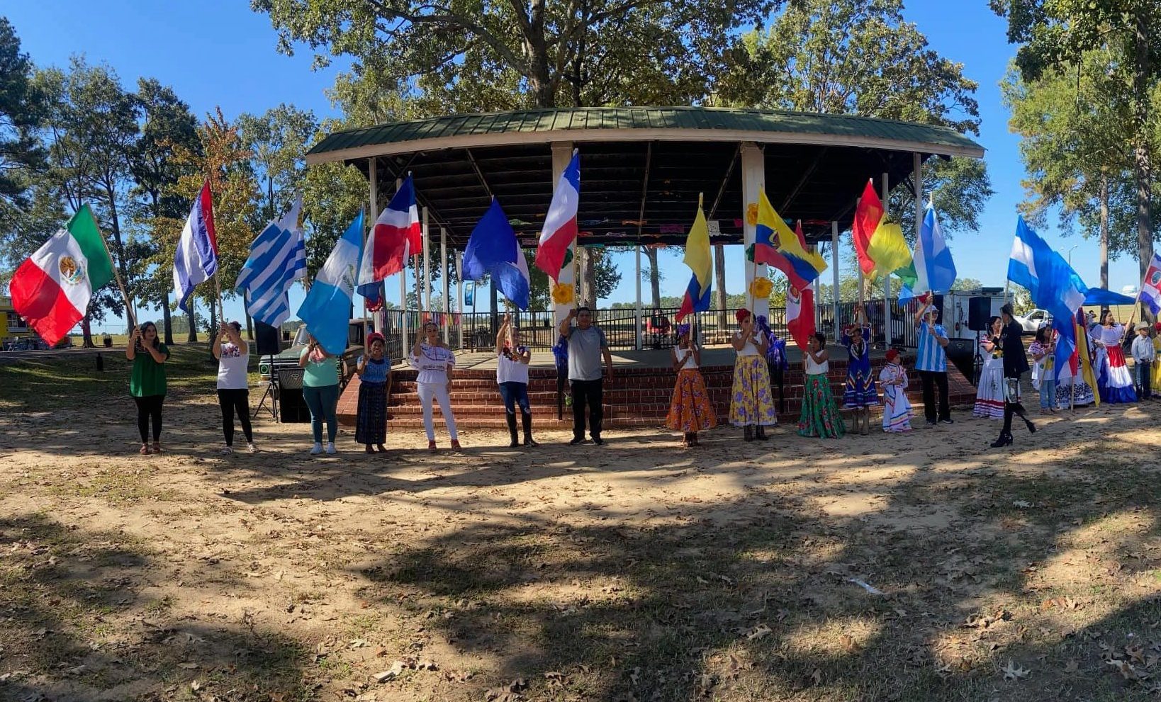 Parade of Flags | El Pueblo
